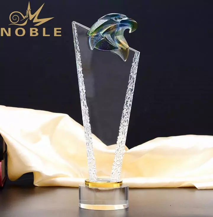 Noble Custom Engraving Crystal Eagle Trophy - Buy Crystal Eagle Trophy ...