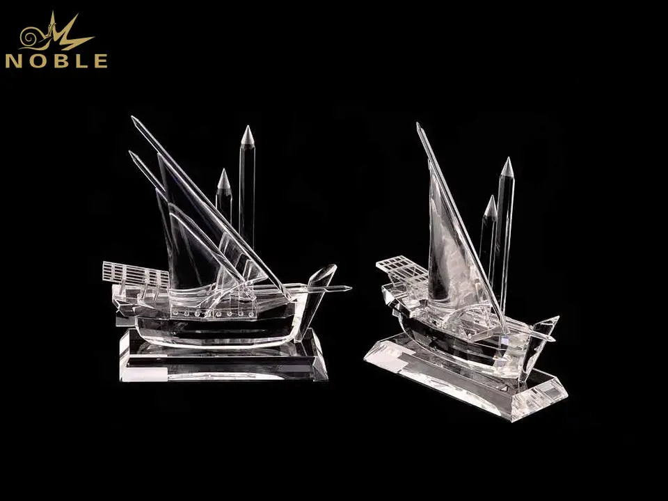 Noble Traditional Corporate UAE National Day Gift Crystal Dhow Replica ...